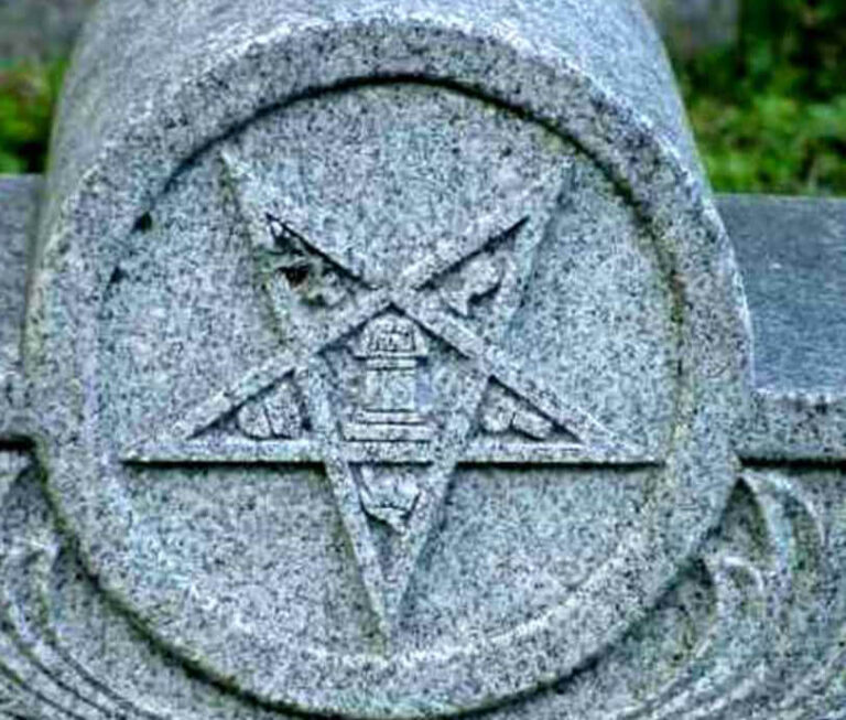 What does an upside down star mean on a grave?